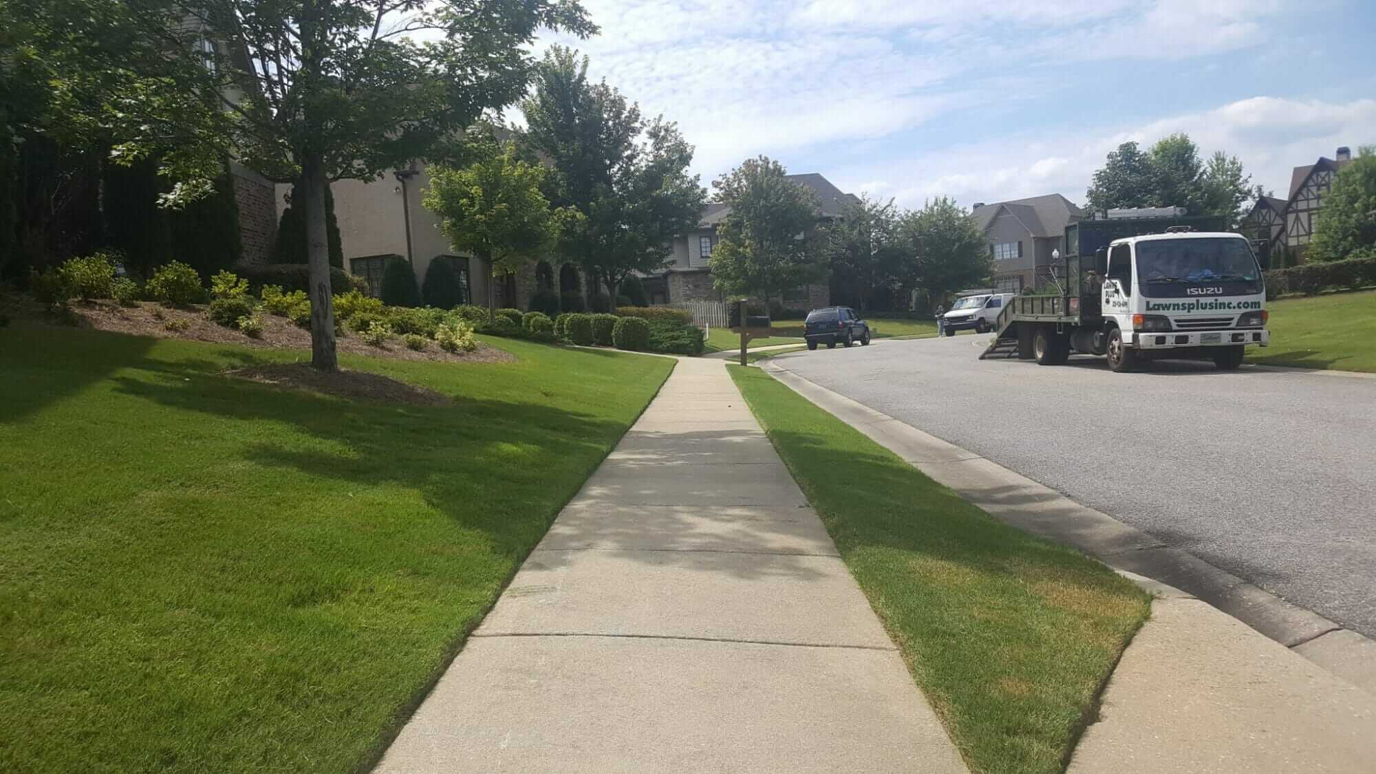 Contact - Lawns Plus